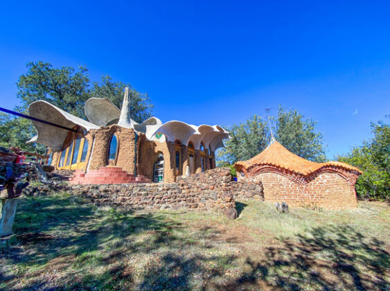 Foundation showcases border influence | The Alpine Sun